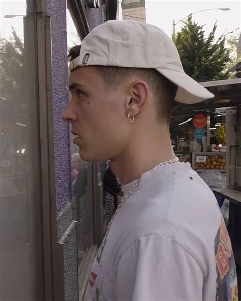 Kyraa Adl Kullan C N N Aron Panosundaki Pin