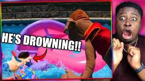 JEFFY CAN T SWIM SML Movie Jeffy S Swimming Lessons Reaction YouTube