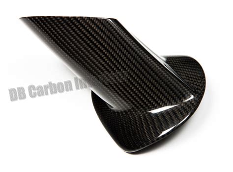 DB Carbon Standard Seitenspiegel Stützen r l für Porsche 95B Macan