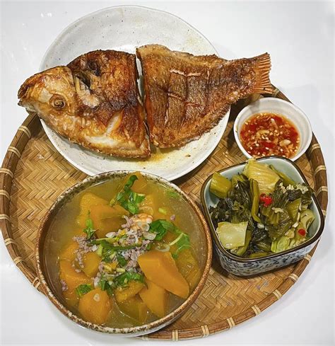 Học hỏi thực đơn cơm nhà 2 món đơn giản ngon miễn chê của mẹ đảm Sài