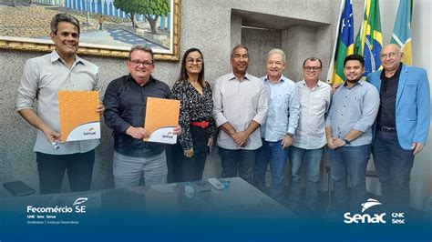 Senac assina convênio a Prefeitura de Laranjeiras para ofertar três