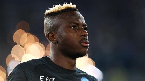 Osimhen Non Parla Del Rinnovo Ma Dice A Napoli Sto Bene E Su Kvara