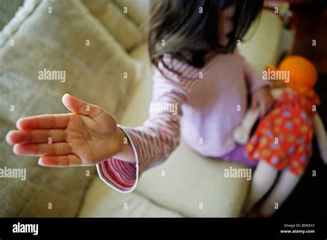 Fessée fille Banque de photographies et dimages à haute résolution Alamy