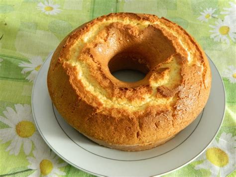 Bolo de nata simples fofinho e fácil para fazer receita da vovó