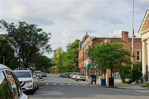 8 Top Ranked Towns In New England For Retirees WorldAtlas