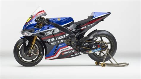 カルクラッチローがMotoGP日本グランプリにワイルドカード参戦ヤマハ モトメガネバイクオートバイ 自動車クルマ キャンプの