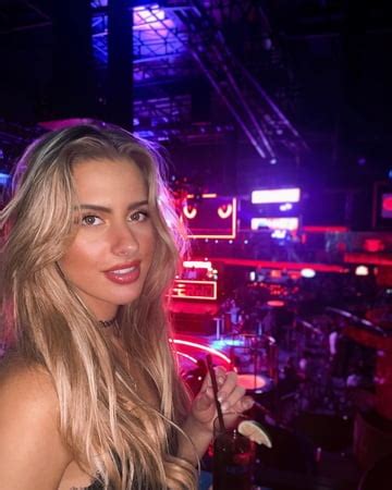 See And Save As Dutch Babe Romy Porn Pict Xhams Gesek Info