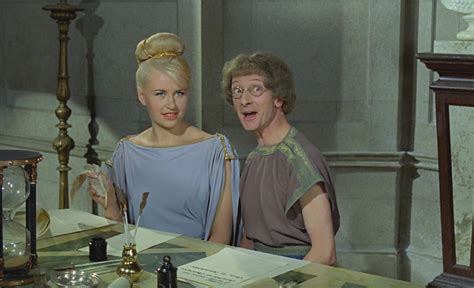 Carry On Cleo