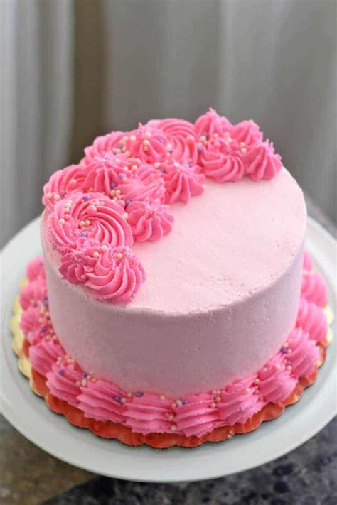 Cách trang trí pink cake decor đơn giản và dễ làm