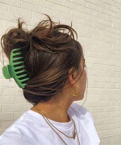 6 Easy Claw Clip Hairstyles To Try Now Whatever Your Hair Length