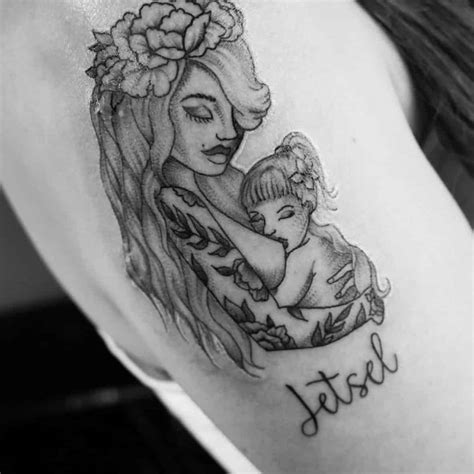 Amazing Mom Tattoos Designs You Will Love Exploretheworls