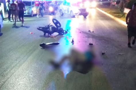 Motocicleta se impacta con auto en Gómez Palacio hay dos lesionados