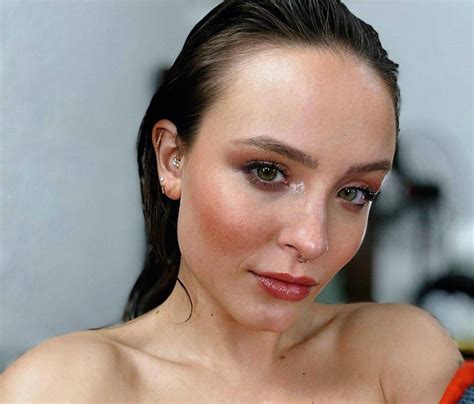 Larissa Manoela lamenta perda na web Impossível descrever a dor