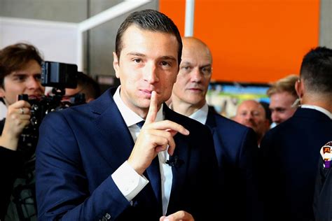 Affaire Des Assistants Parlementaires Le Rn A T Il Bern La Justice