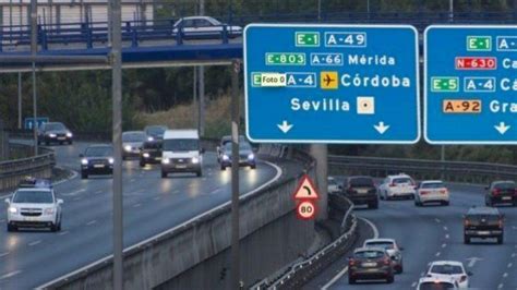 Al menos 212 personas han muerto en las carreteras españolas en julio y