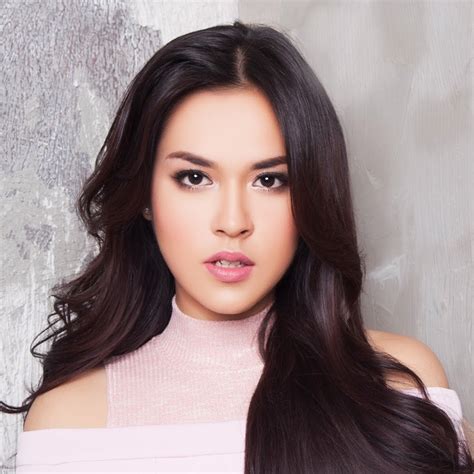 Artis Cantik Indonesia Dengan Body Mulus Dan Sexy Foto Artis Indonesia