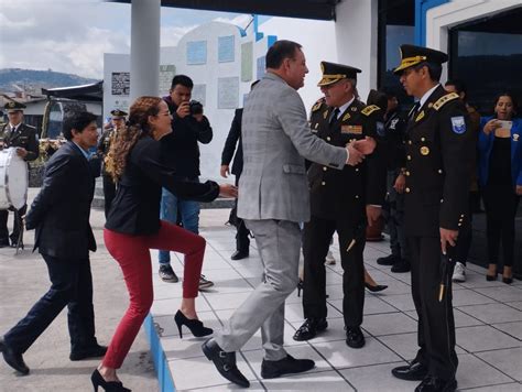 Polic A Ecuador On Twitter Ahora En Uio Se Desarrolla La