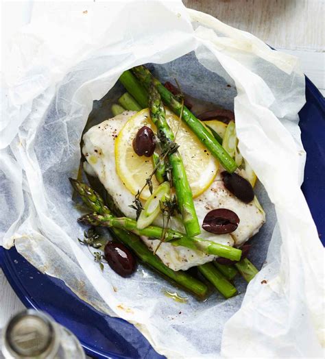 Papillote De Lieu Asperges Vertes Et Olives Au Thym