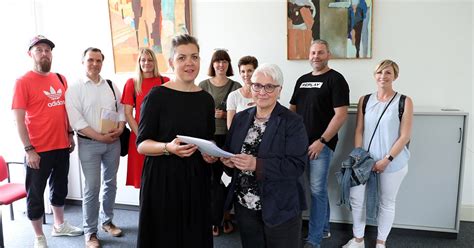 Wie Herforder Eltern weiter gegen Neuregelung für Kita Beiträge