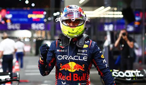Checo P Rez Lanz Concurso Para Dise Ar Su Casco Del Gp De M Xico