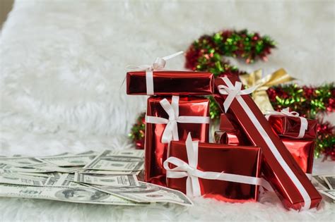 Bogaty Prezent Swiateczny Zdjęcia darmowe pobieranie na Freepik