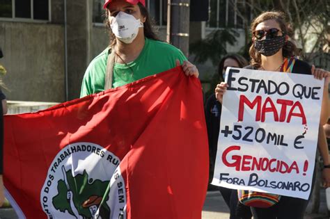 3J Fora Bolsonaro MST