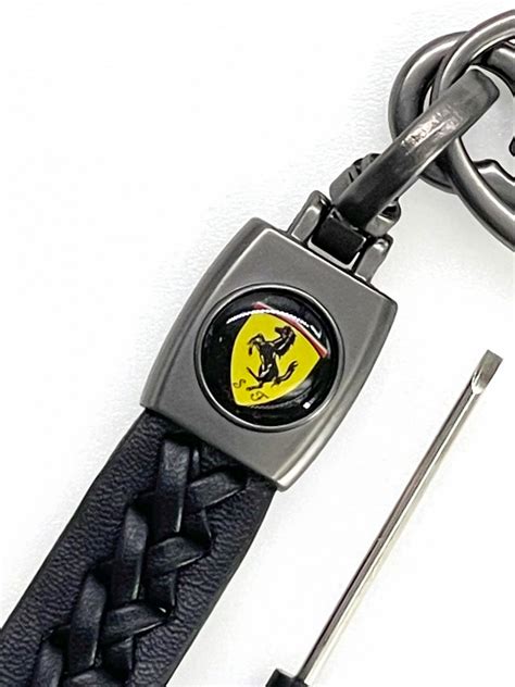 Brelok Do Kluczy Samochodowy Ferrari Metal Skóra Inna marka Sklep