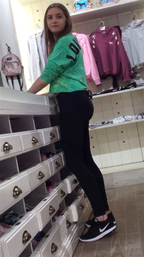 Creepshot Candids Tumblr Blog Gallery 9324 Hot Sex Picture