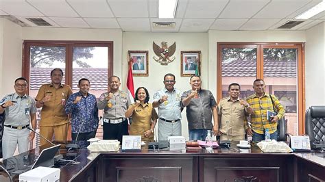 Tim Pembina SAMSAT Provinsi Maluku Hadiri Rapat Pembahasan Dana Hibah