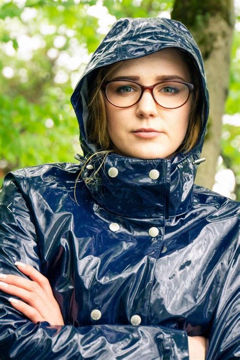 Pin Von Bigvintagefan Auf Raincoats Regenkleidung Damen Regenmäntel Bekleidung