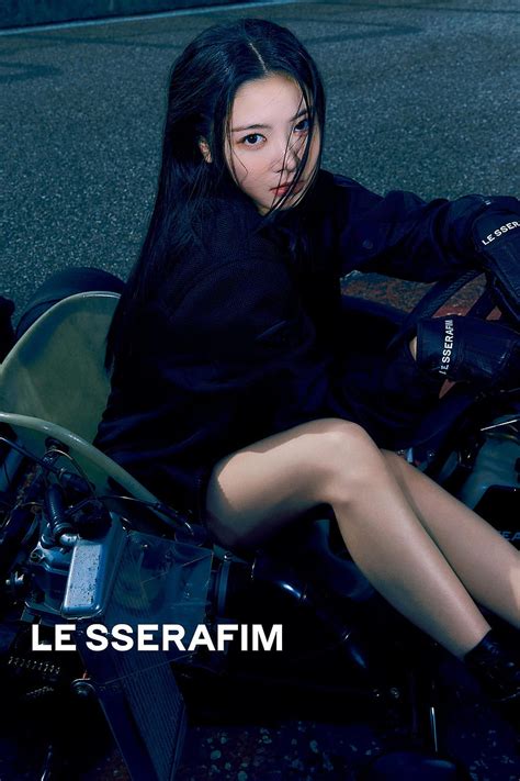 Update Hybe S New Girl Group Le Sserafim Shows Off Their Moves In