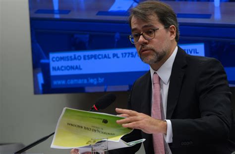 Toffoli será relator no STF do pedido de envio da ação sobre sítio de