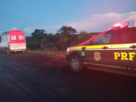 Coluna de Geral RS PRF atende acidente lesões leves em São Borja