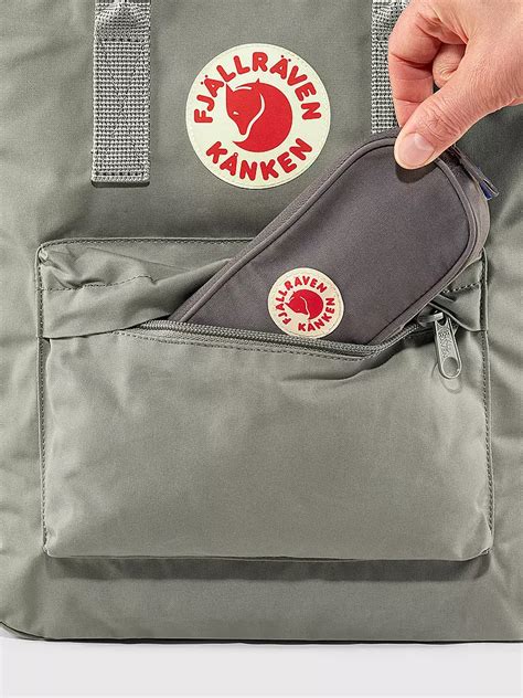 FJÄLLRÄVEN Tagesrucksack Kånken Totepack 14L grau