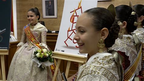 Recepció a la Fallera Major Infantil de València YouTube