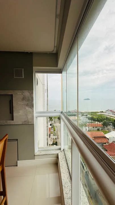 Apartamento na Avenida Nereu Ramos 4318 Itacolomi em Balneário