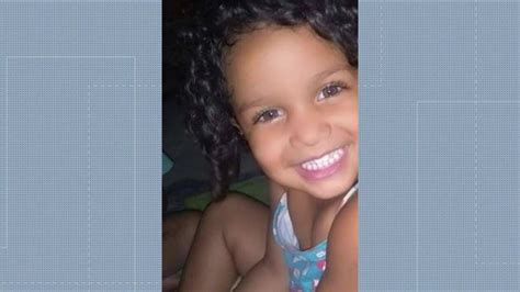 Menina Atingida Por Bala Perdida Em Bangu Est Quadro De Sa De