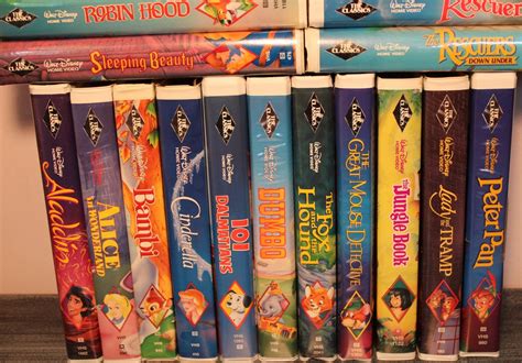Walt Disney Black Diamond VHS Original Classic Editions Clam Shell