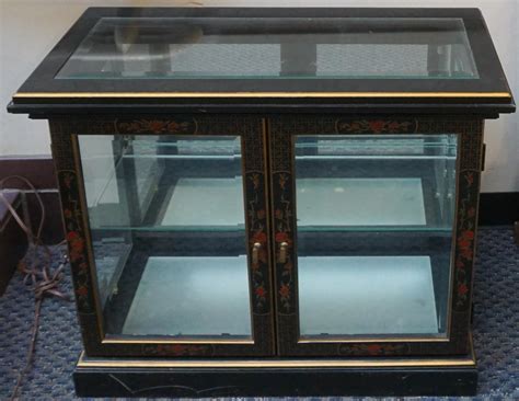 Lot Regency Style Chinoserie Decorated Ebonized Wood Low Illuminated
