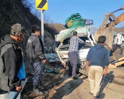 Fatal accidente en la carretera Oaxaca Ixtlán deja una persona fallecida