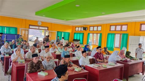 Kemenag Landak Gelar Bimbingan Manasik Haji Tahun 2024 M 1445 H