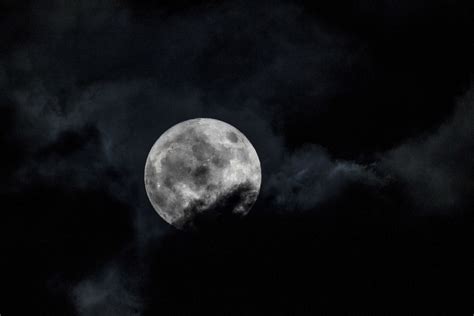 Descubre cuándo habrá luna llena en agosto 2023
