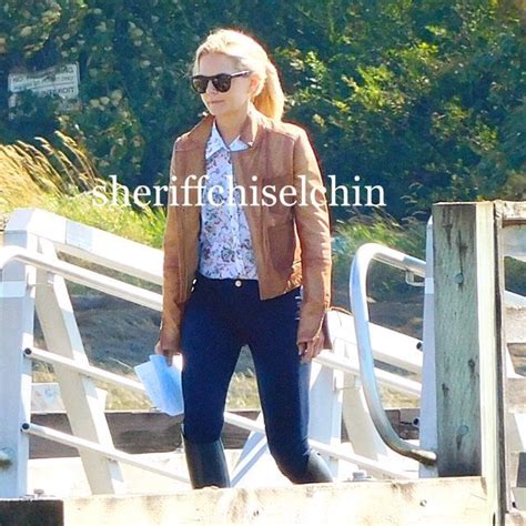 Pin By S Jahnke On Once Upon A Time Jennifer Morrison New Outfits