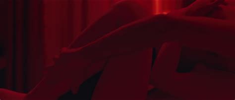 Naked Déborah François in Populaire