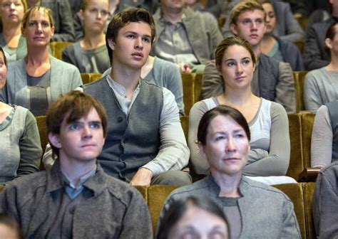 Shailene Woodley And Ansel Elgort In The Divergent Series Actors Who