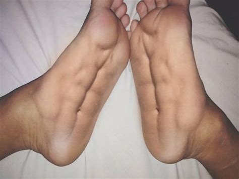 When Shebsays She Likes A Man With Abs And Nice Feet Gag