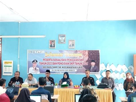 Korwil Dikbud Lais Suharli Membuka Sosialisasi Penilaian SKP Tahun 2023