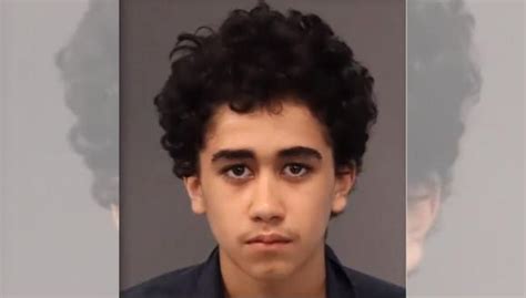 Emmanuel Morales Estados Unidos Joven De A Os Que Dispar A