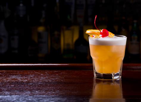 Cea Mai Delicioasa Reteta De Amaretto Sour Furata De La Barmani