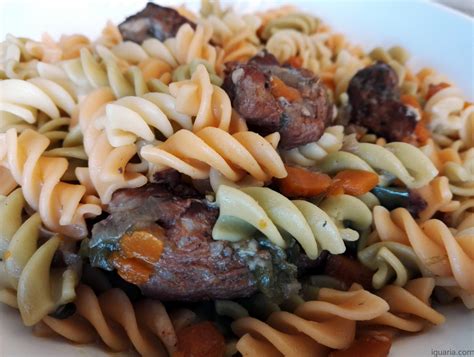 Massa Espiral Carne Estufada Iguaria Receita e Culinária